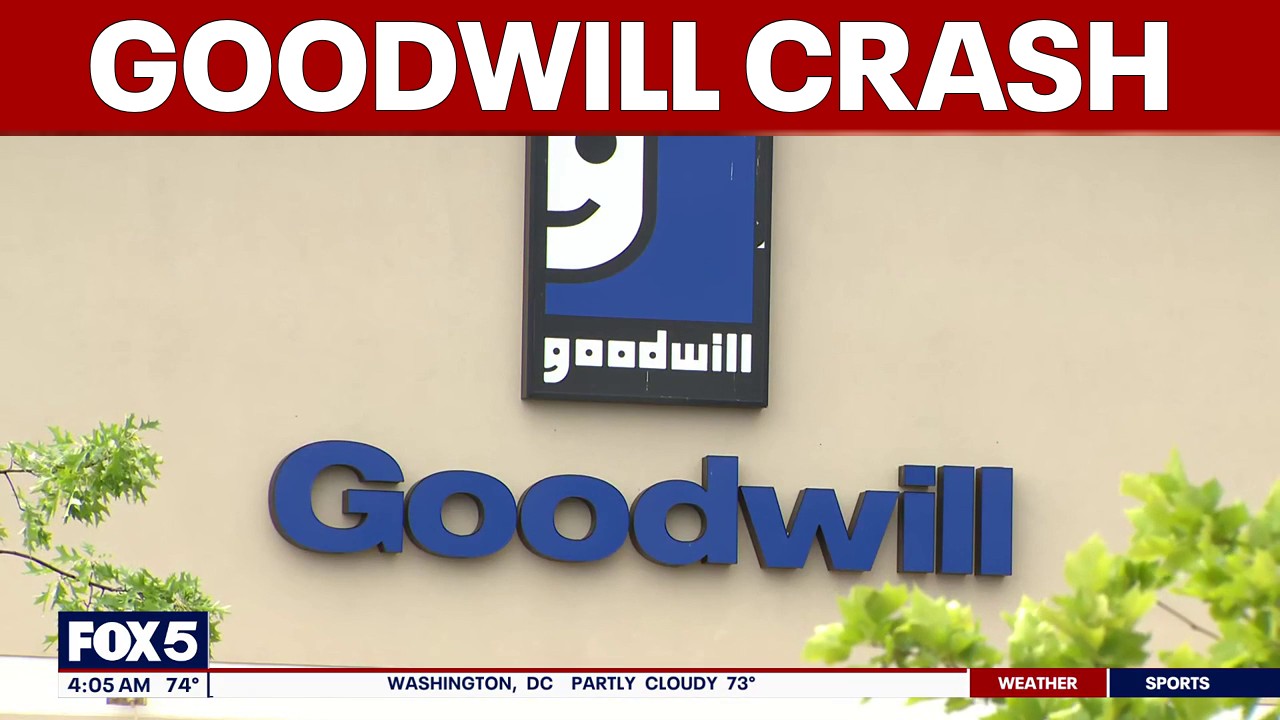 6 injured after car crashes into Sterling Goodwill store | FOX 5 at 4AM