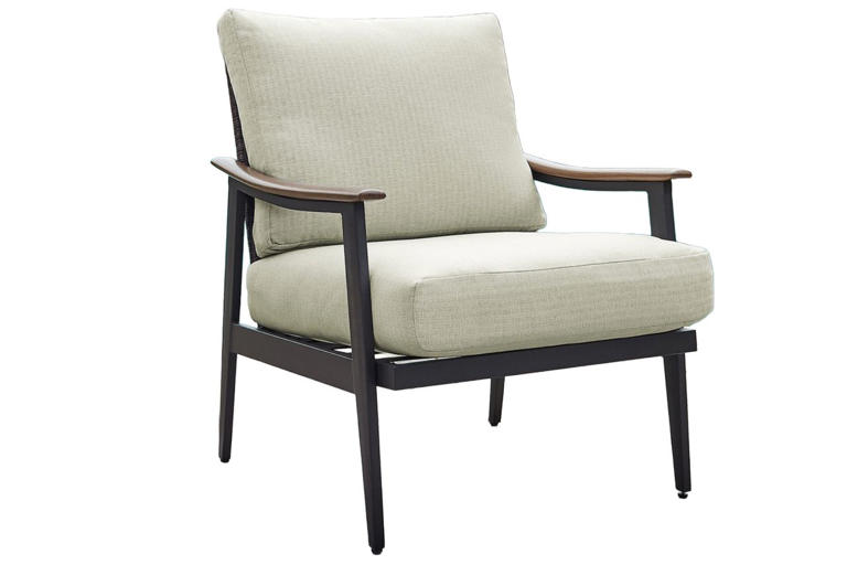 These 10 comfortable outdoor chairs are weatherproof and add a stunning ...
