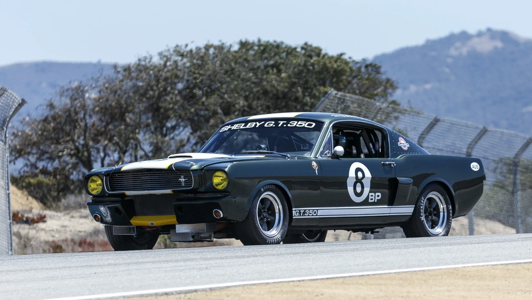 7 classic muscle cars that rival modern Mustangs