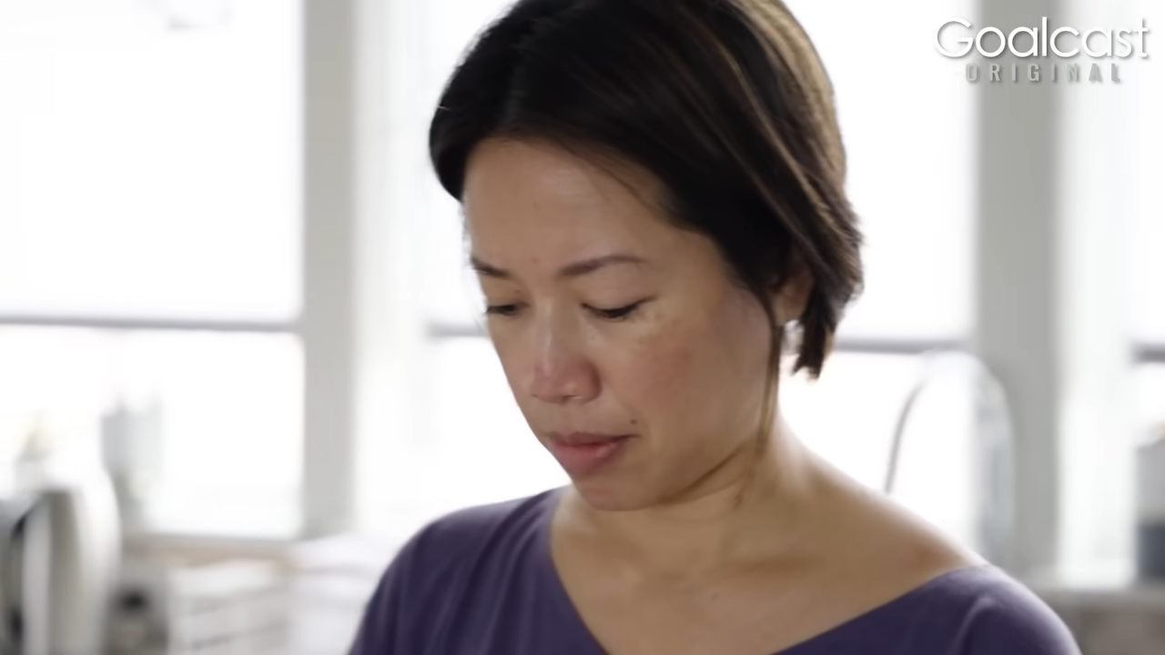 How is she going to cook? The blind chef who shocked everyone
