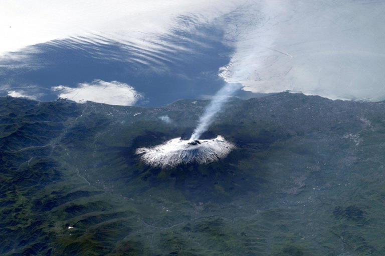ISS astronaut photographs 2 active Italian volcanoes from orbit