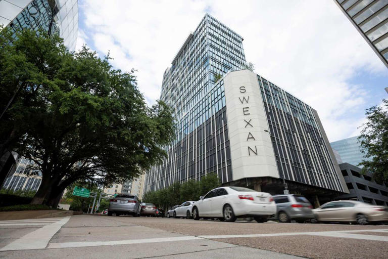 A luxury hotel is offering private flights for FIFA fans flying from ...