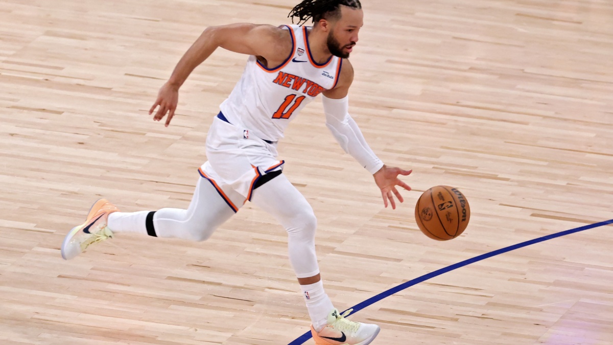 NBA Finals: Jalen Brunson’s postgame interview draws Kobe Bryant ...