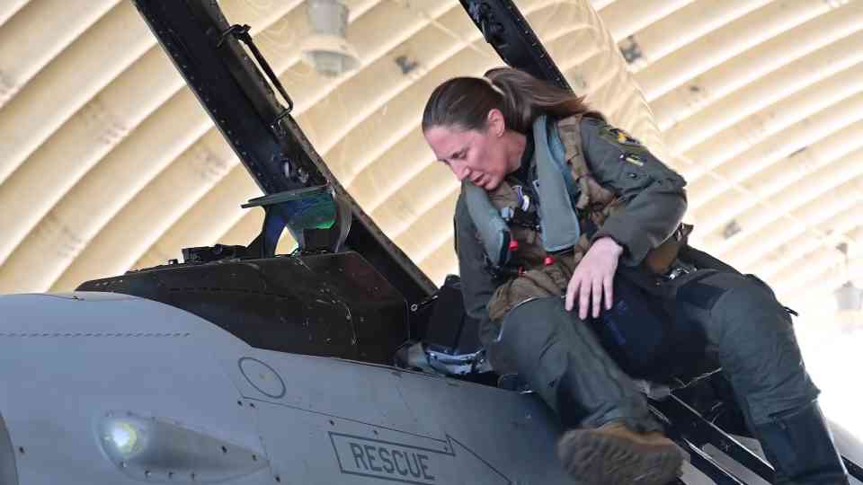 Fini-flight of US Air Force Col. Kathryn “Wolf” Gaetke, 8th FW commander