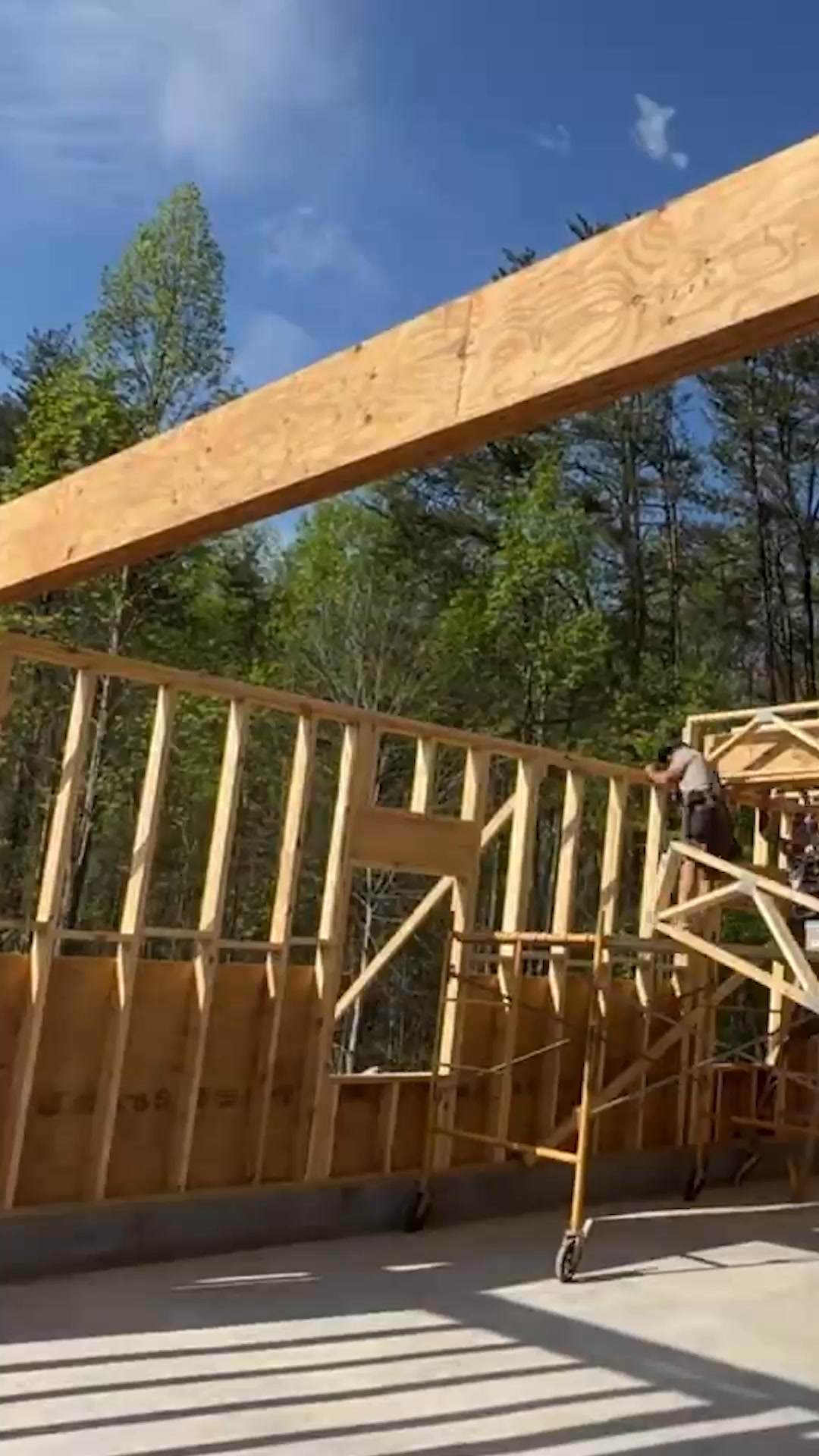 From blueprint to reality in building projects