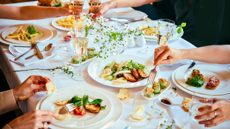 MIL bans son's wife from family dinner for being an 'embarrassment' at ...