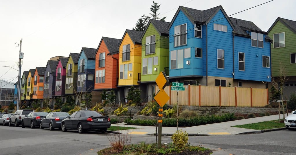 Why do these 15 things about West Coast living confuse East Coasters?