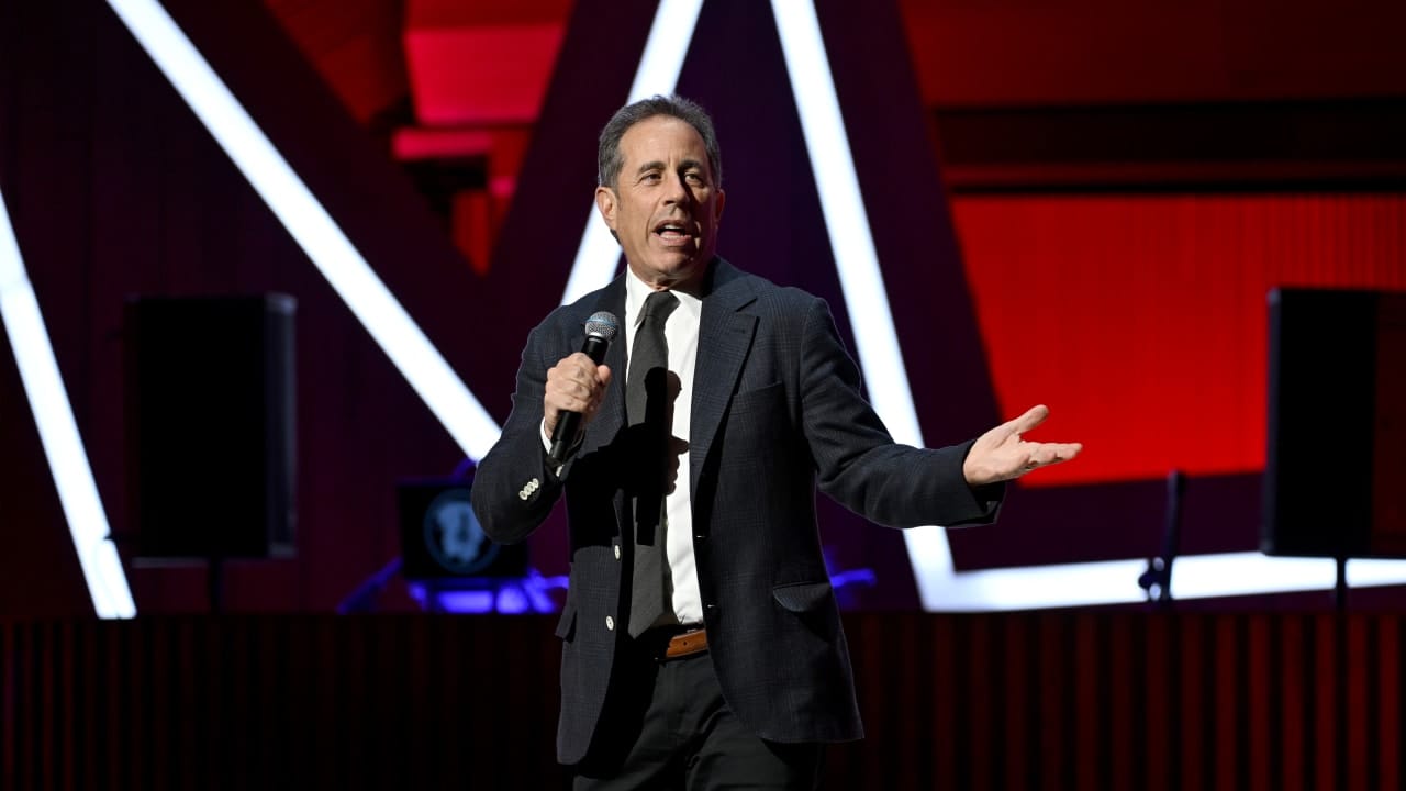 Seinfeld dismisses anti-Israel influencer after the Knicks playoff game