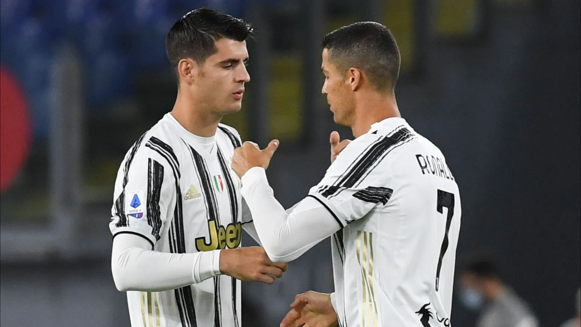 Cristiano Ronaldo é alucinante. Oferecia-nos um iPad, um telemóvel...