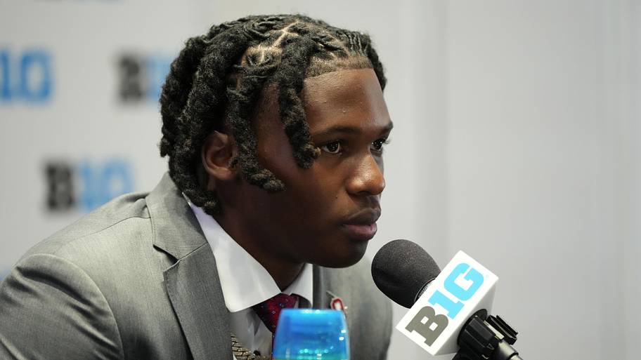 ESPN names best college football wide receiver ahead of 2026 season