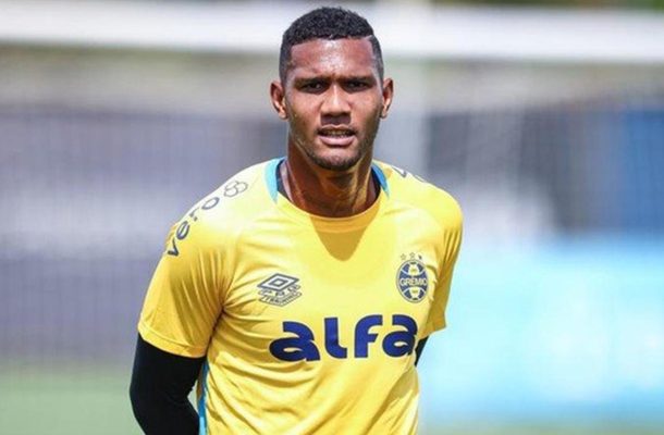Adriel retorna ao Grêmio e deve ser negociado novamente