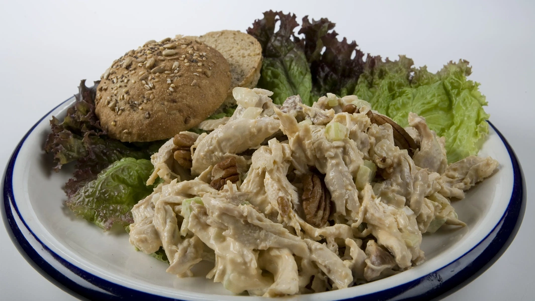 11 satisfying low-carb lunch ideas