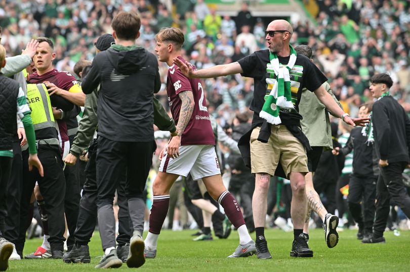 Celtic pitch invasion against Edinburgh's Hearts in title decider leads ...