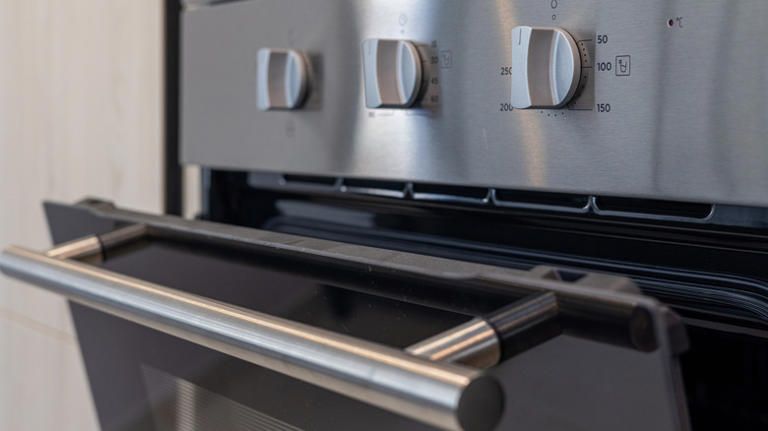 The best oven temperature for fresh-baked sourdough bread every time