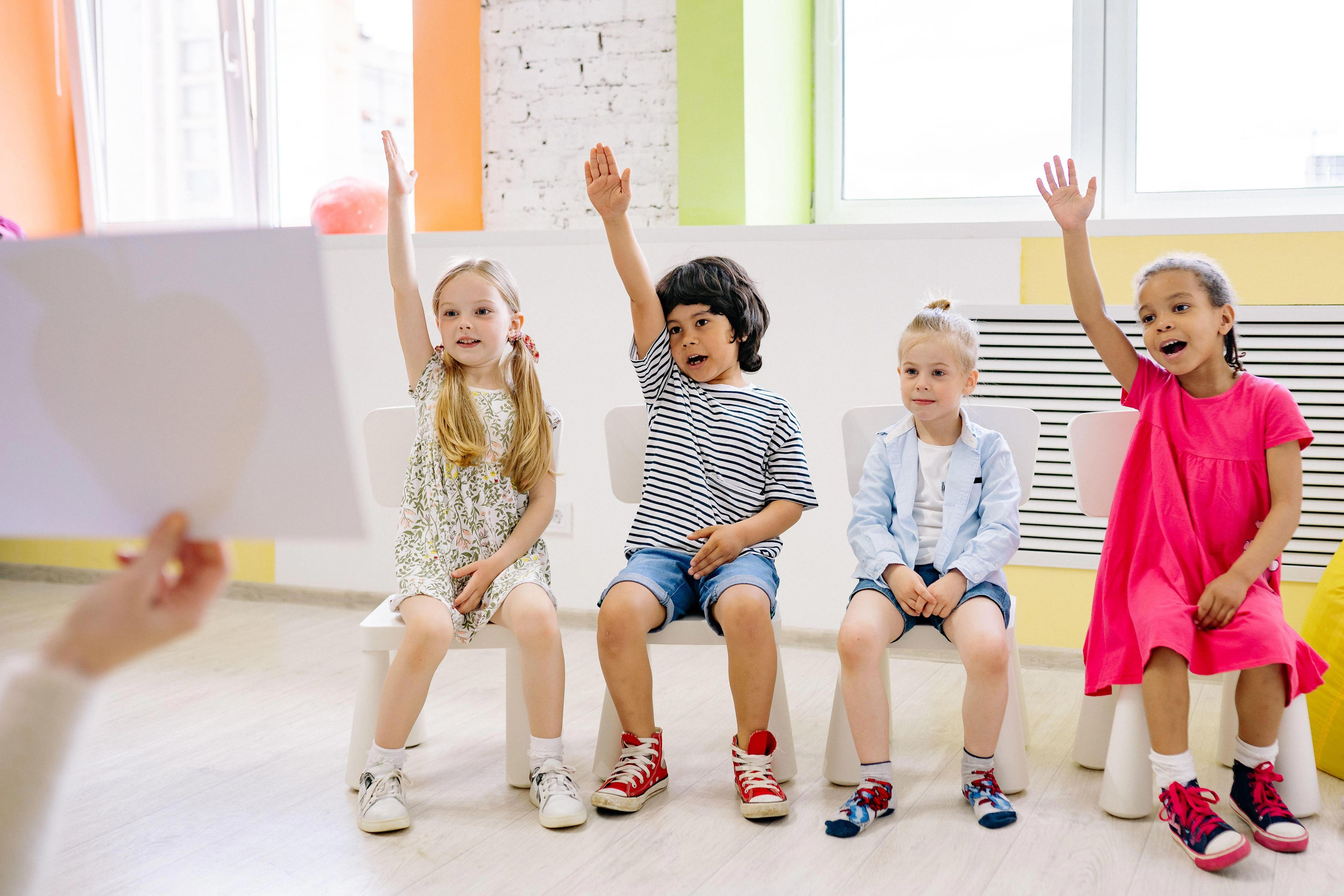 Your child’s endless questions are a good sign; avoid these 4 parenting ...