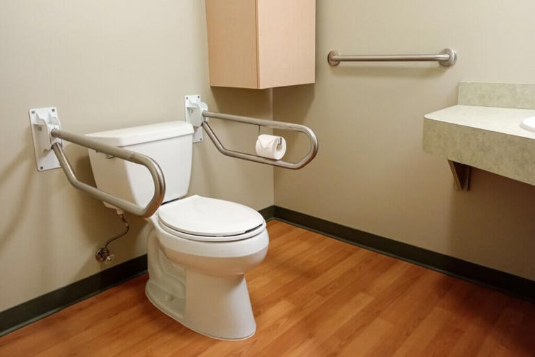 Mais segurança e conforto: 5 dicas para adaptar a casa ao envelhecimento