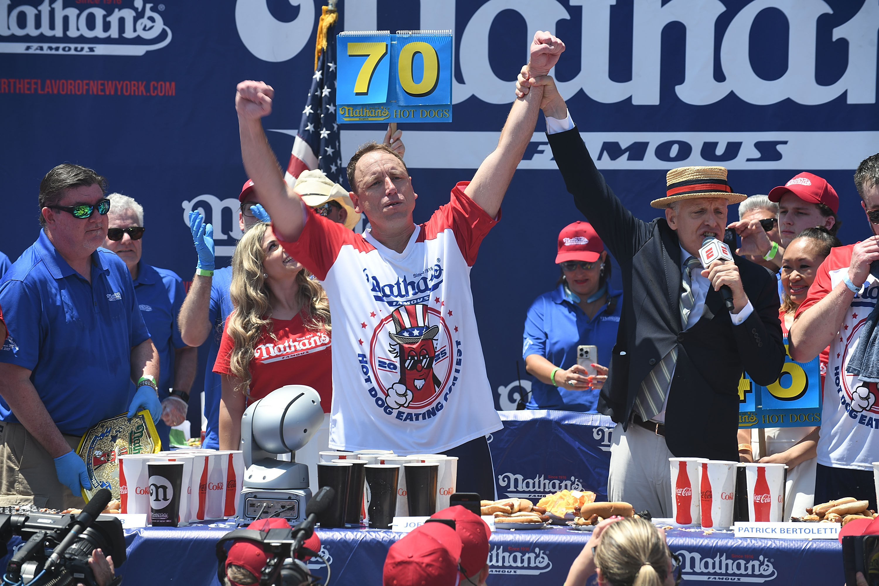 Joey Chestnut will participate in 2026 Nathan's Hot Dog Eating Contest ...