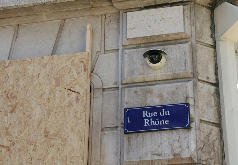 Geneva steps up security for 50,000-strong G7 protest as France hosts ...