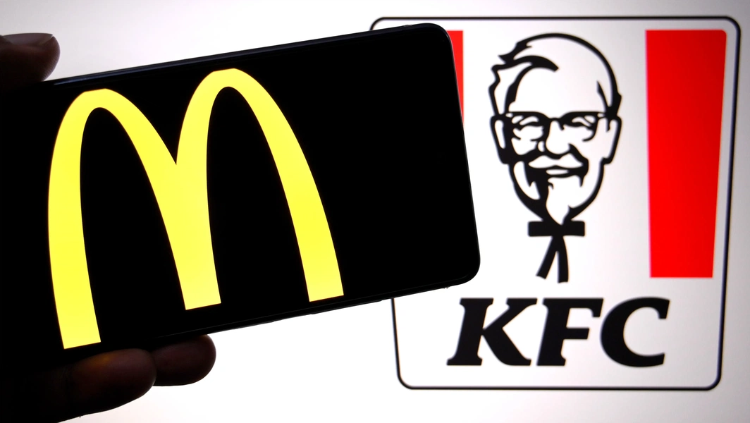 Evolution of fast-food logos through the decades