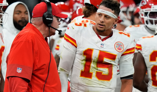 Patrick Mahomes is closing in on Tom Brady after making a decision that ...