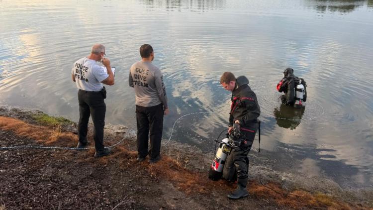 61-year-old man found dead in car submerged in retention pond near ...