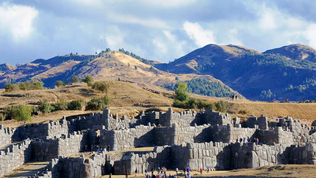 Geology and engineering of Sacsayhuamán