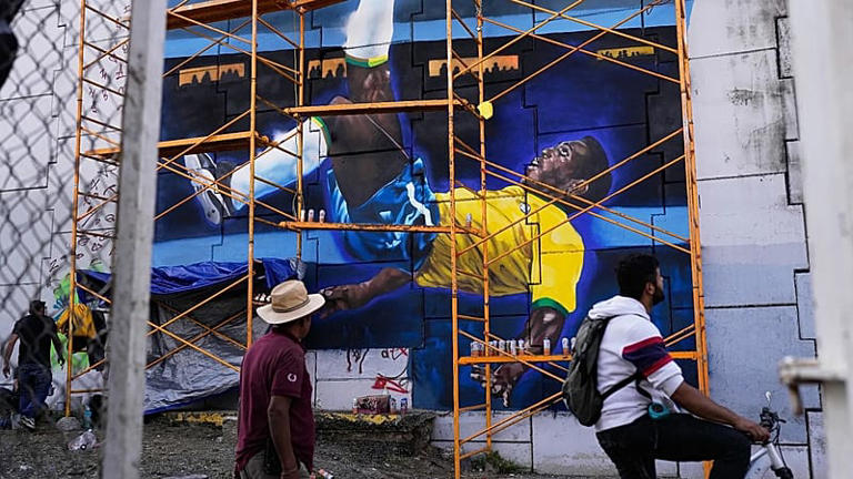 World Cup street art returns to Rio de Janeiro
