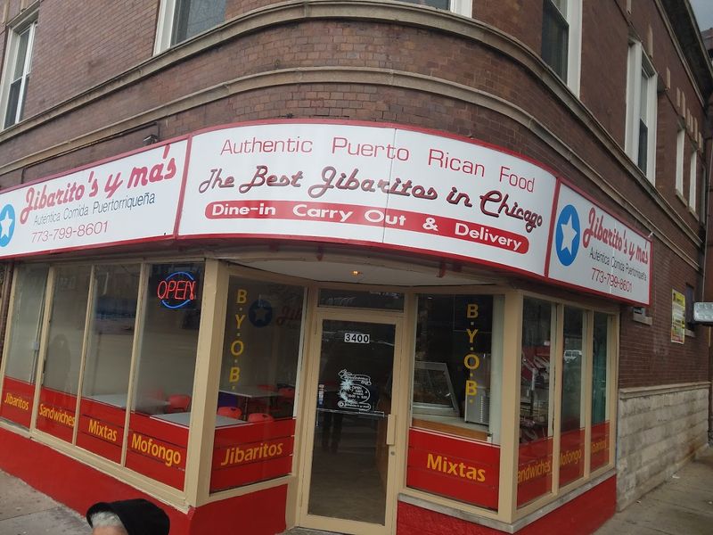 This Illinois sandwich replaces bread with fried plantains and asks why ...