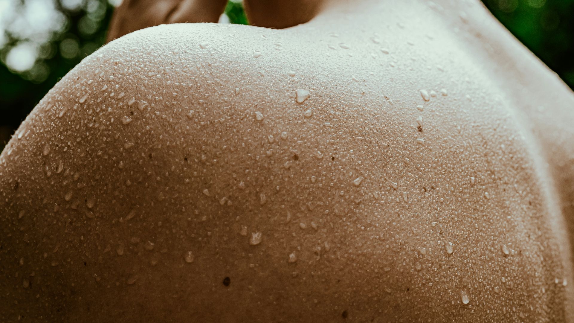 20 strange things your skin does to protect you