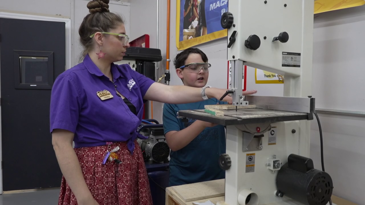 Tampa STEAM summer camp helps kids blend engineering and art skills at ...