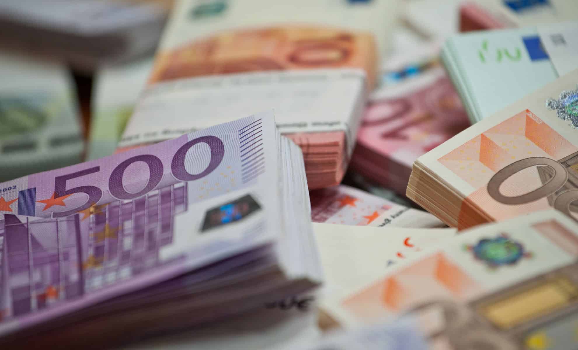 Argent détourné en France : l’Algérie relance la traque