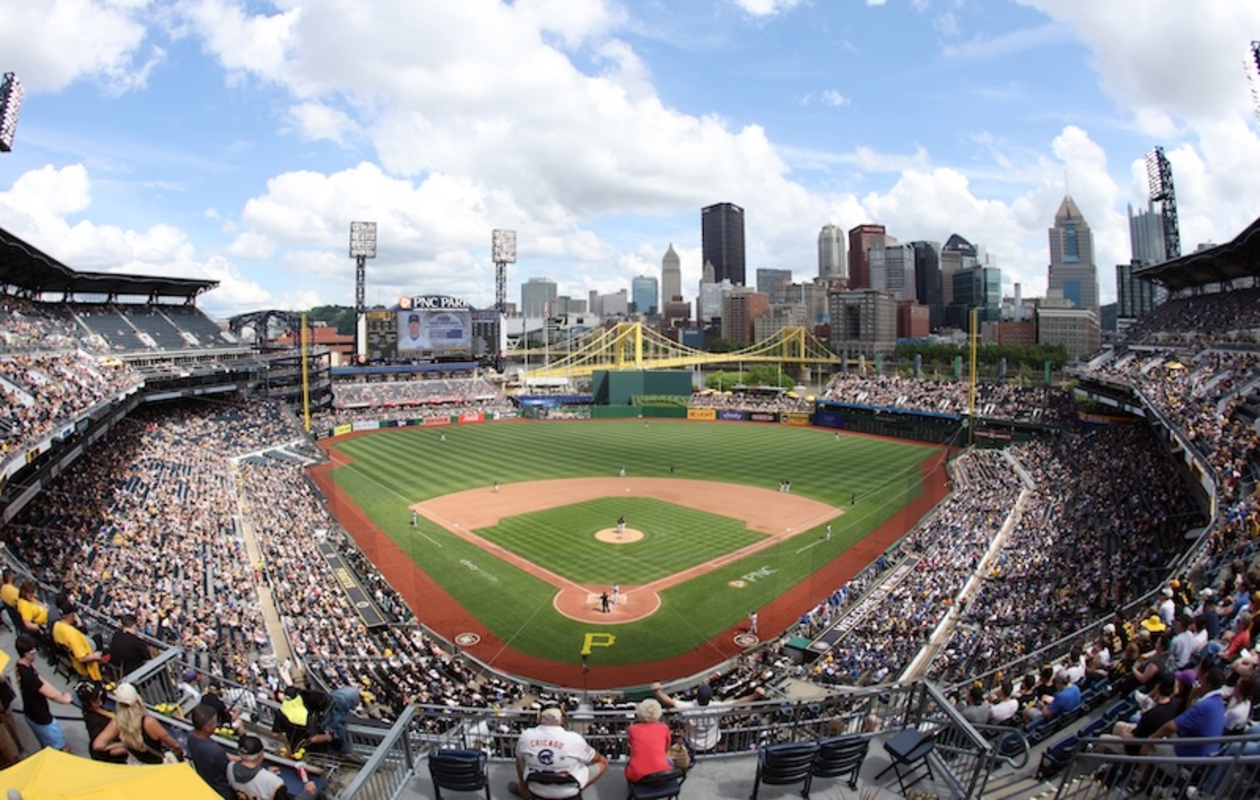 Miguel Rojas: 'Pretty special' to walk across Roberto Clemente Bridge ...