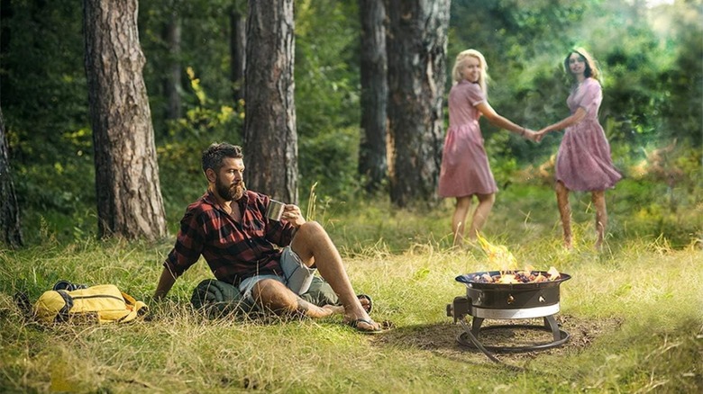 10 outdoor gadgets and gear for backyard camping at home