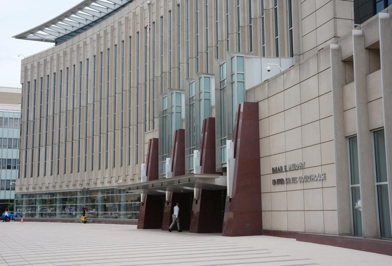 Man pleads guilty to killing a top Minnesota Democrat and her husband ...