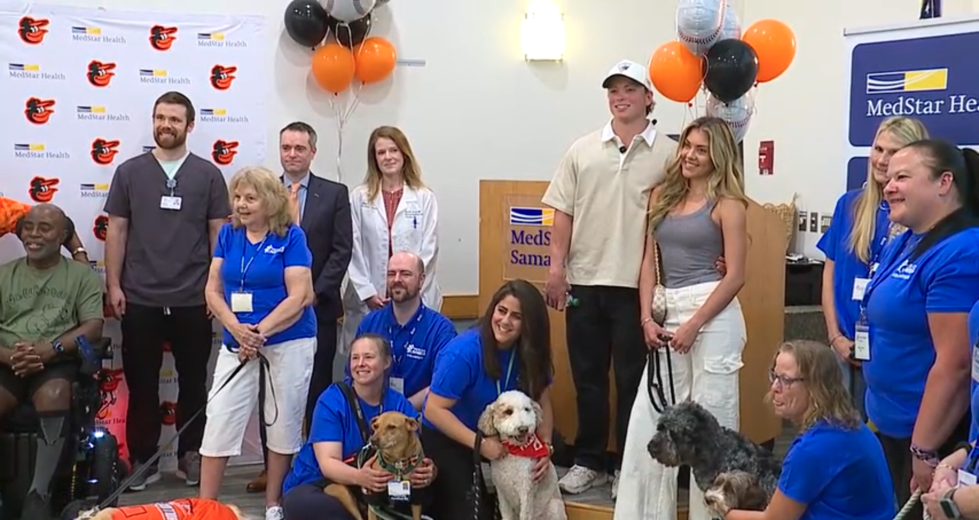 Jackson Holliday's dog helps showcase hospital's pet therapy program