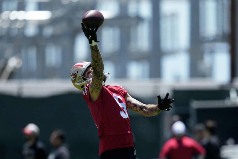 A no-drama wideout? 49ers embrace Mike Evans as a coach, dad and 'real ...
