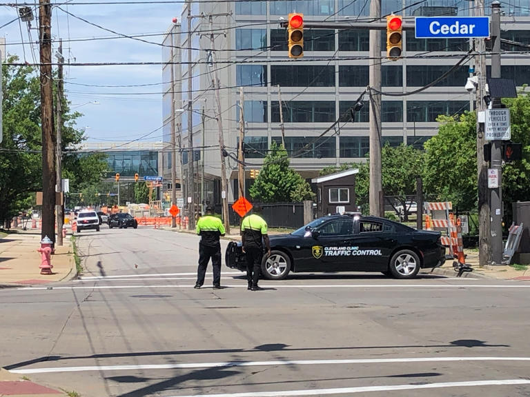 Large portion of Carnegie closed due to gas leak near Cleveland Clinic