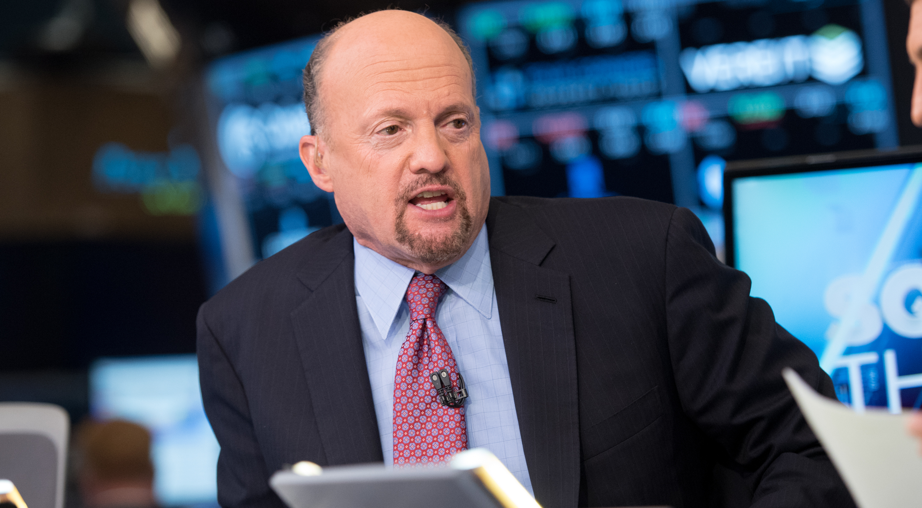 'Worrisome': Jim Cramer says chip stocks have gone 'parabolic' — and he ...