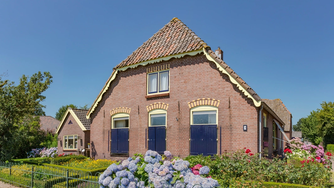 7 inspiring farmhouse renovations and designs