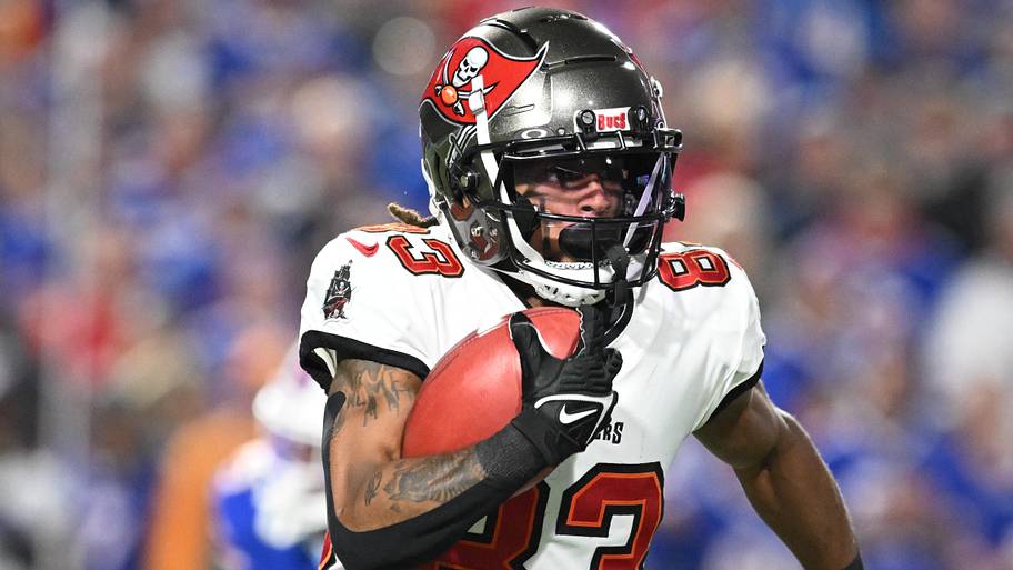 Bills sign former Falcons, Panthers, Buccaneers WR Deven Thompkins ...