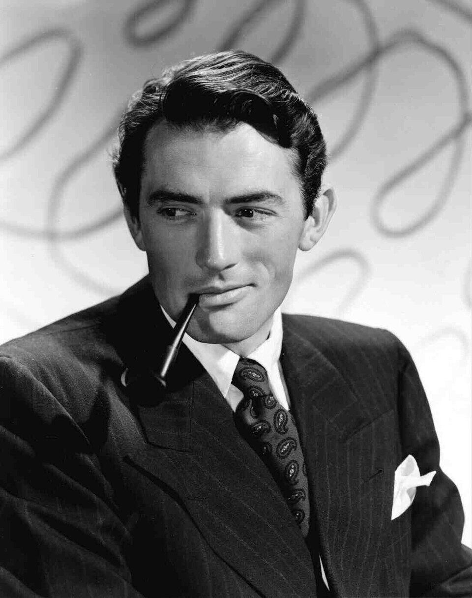 Gregory Peck stars as Korean War lieutenant, MacArthur