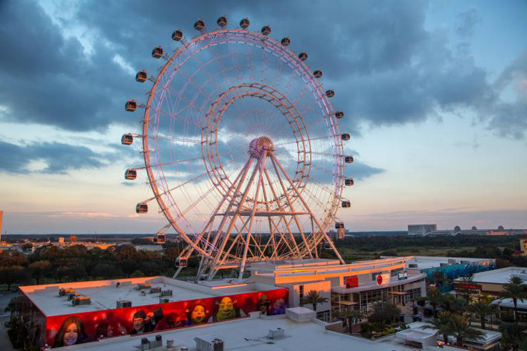 ICON Park, em Orlando, tem roda-gigante, aquário e museu de cera