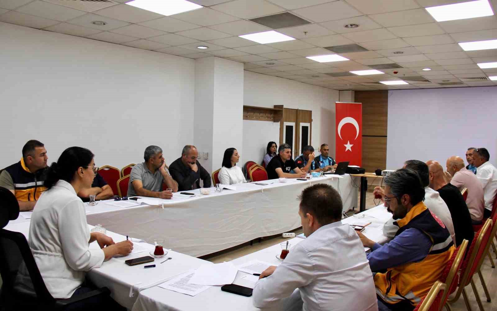 Erzincan’da Sağlık Afet Planı tatbikatı için hazırlık toplantısı yapıldı
