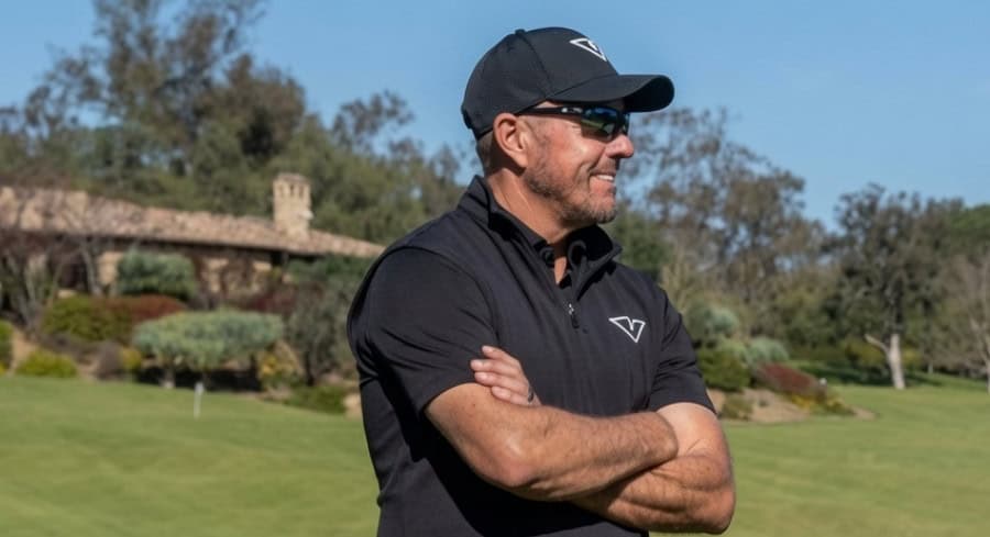 Phil Mickelson booted from exclusive golf club over misconduct allegations