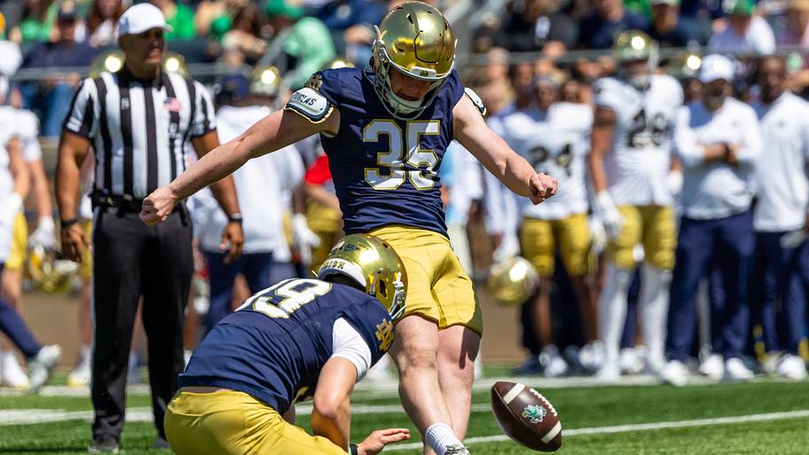 Notre Dame beats out Tennessee for five-star recruit... well, sort of