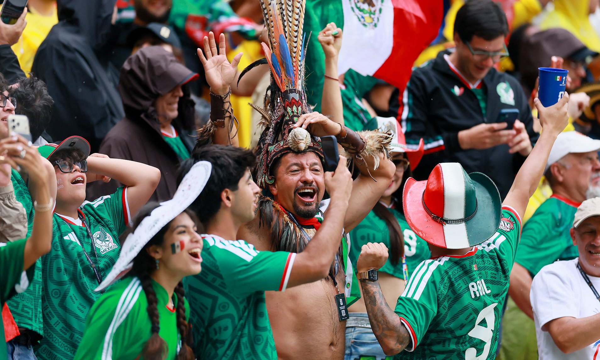 Jeff Powell: This was the loudest atmosphere I've heard at a World Cup ...