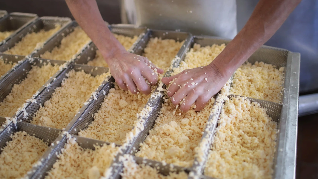 8 iconic regional foods across America