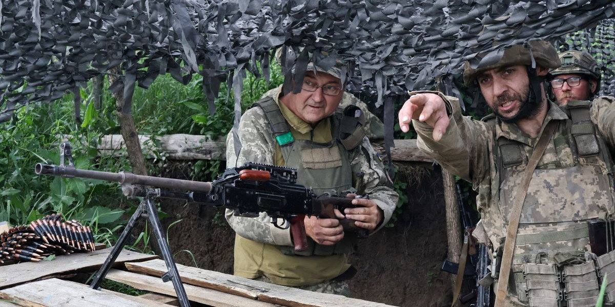 Nya ukrainska attacker – slår ut broar mot Krim