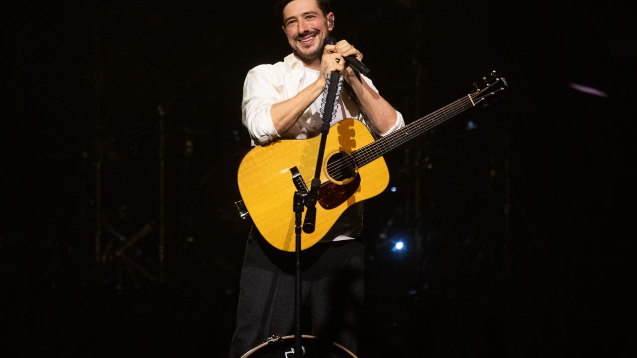 Mumford & Sons Wrigley Field concert: Severe weather leads to show delay