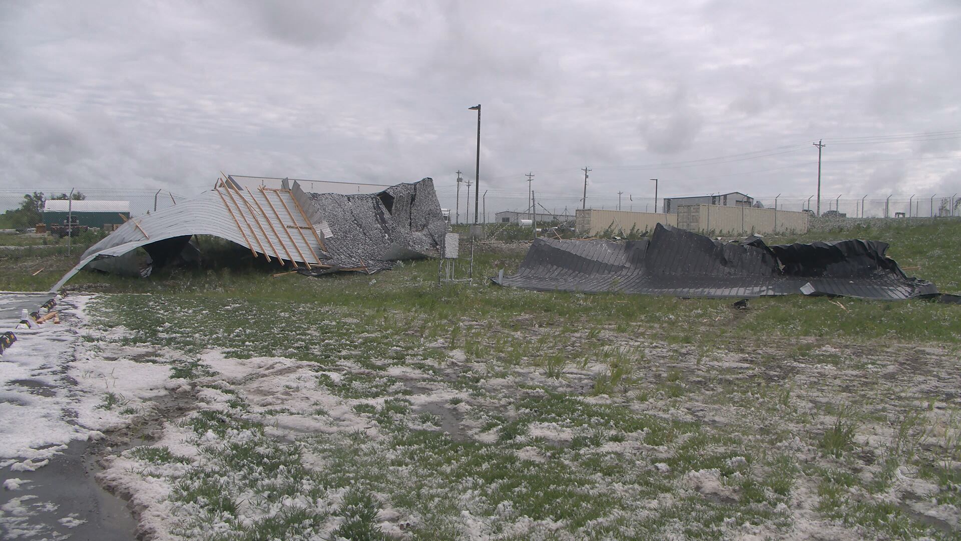 Storm rips roof off Jung Electric building in Bennet